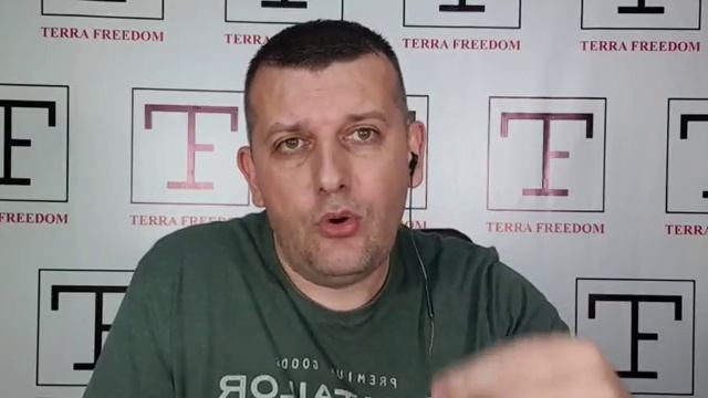 5 евро за вход в магазин. Они каждый день издеваются над людьми. 15.09.2021г.