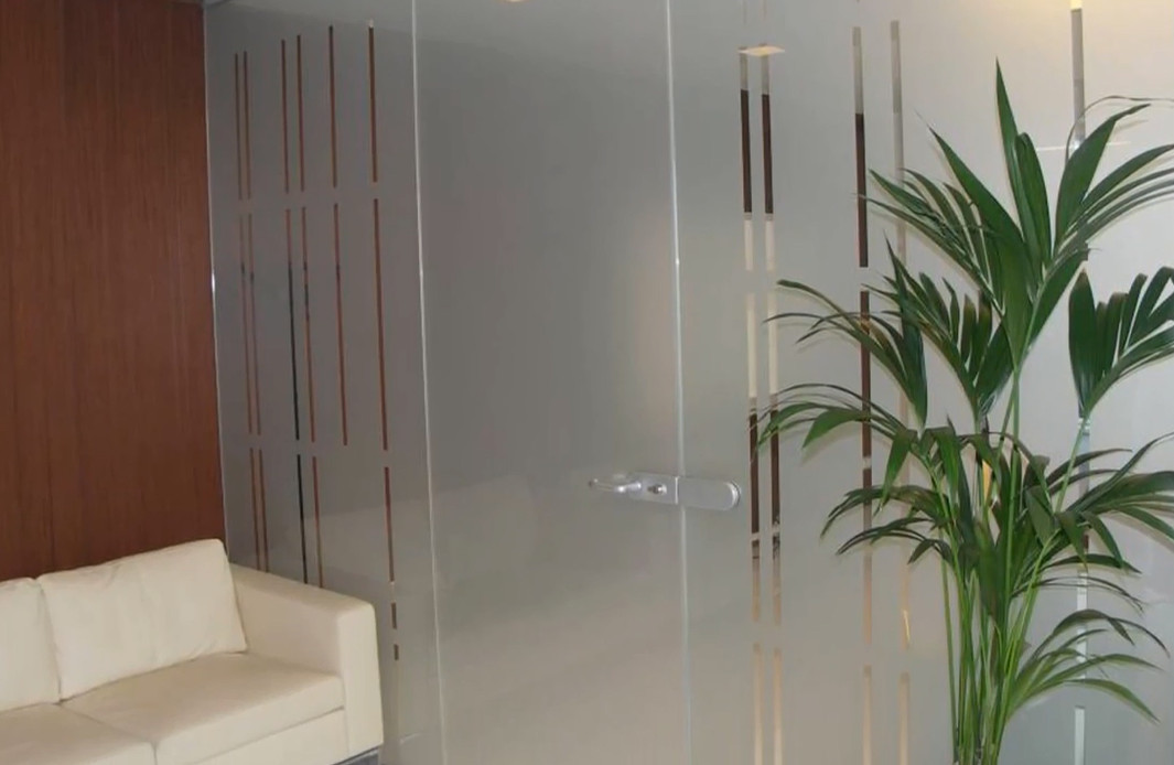 Матовое стекло в интерьере