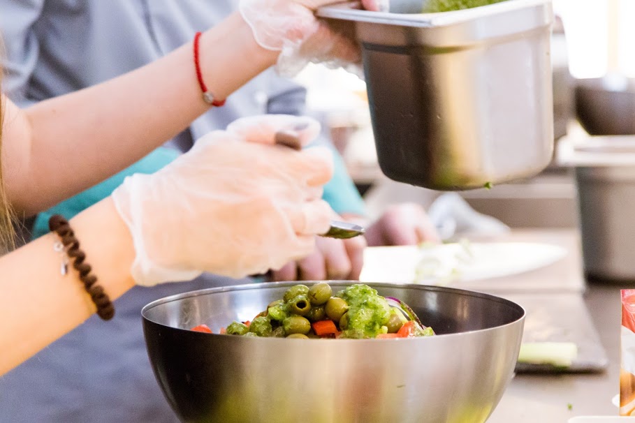 Как перестать есть на ночь?