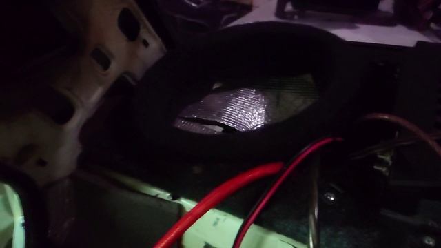 Задняя полка ваз 2106 под 2 усилителя