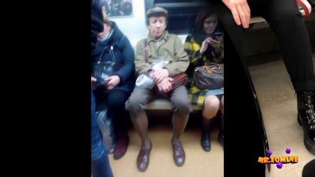 Модники в метрополитене