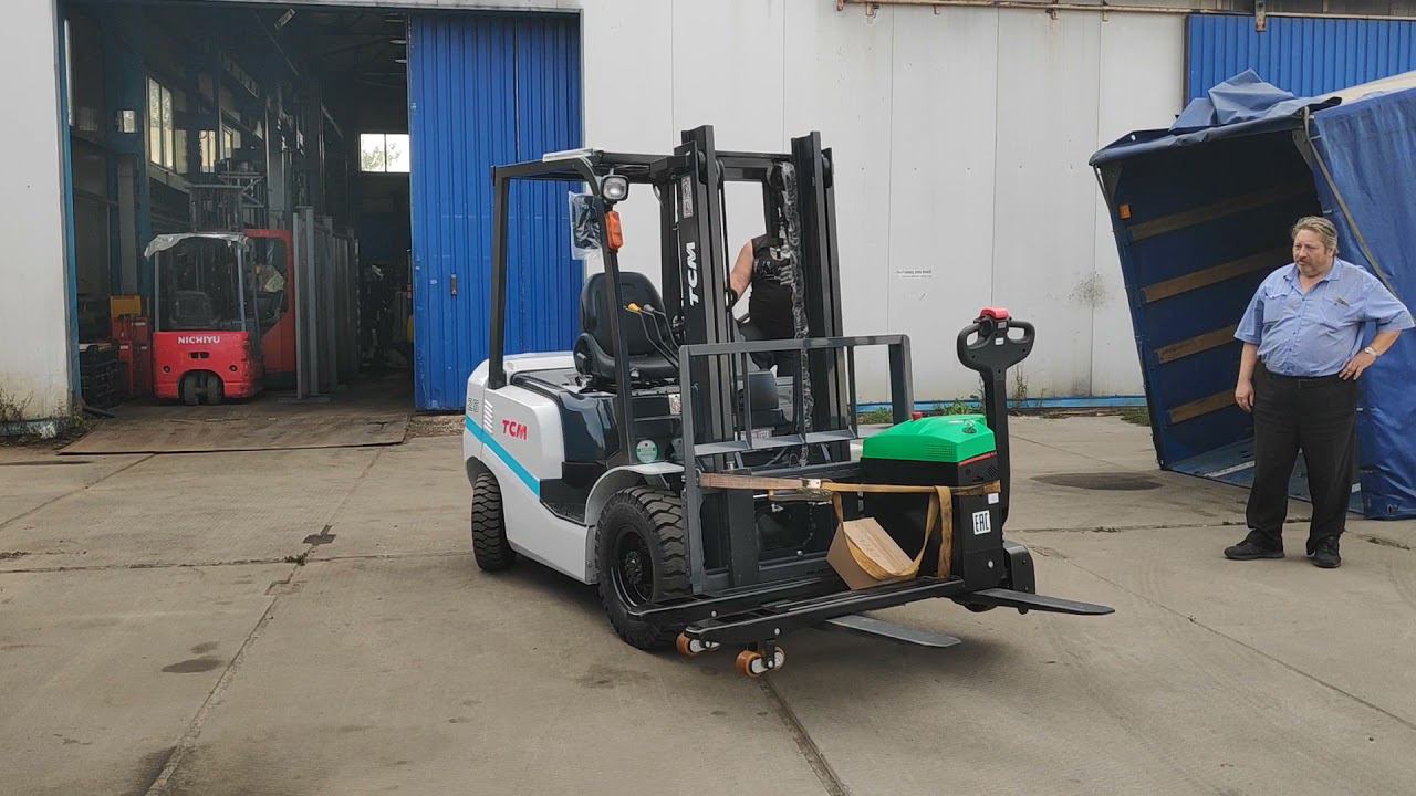 Погрузчик бензиновый ТСМ FG25T3