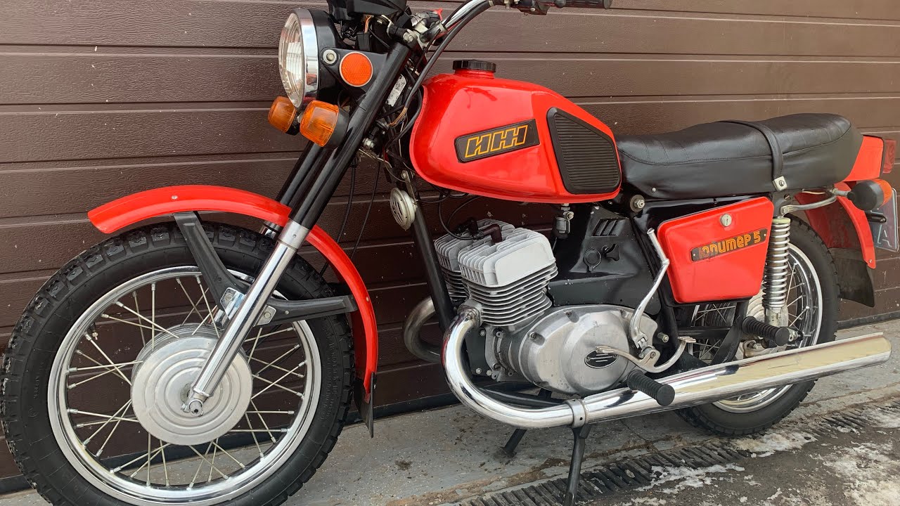 ИЖ Юпитер-5.Начало ремонта.Кикстартер проскакивает.