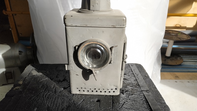 Фонарь железнодорожный . Год выпуска 1963. Произведено в СССР.