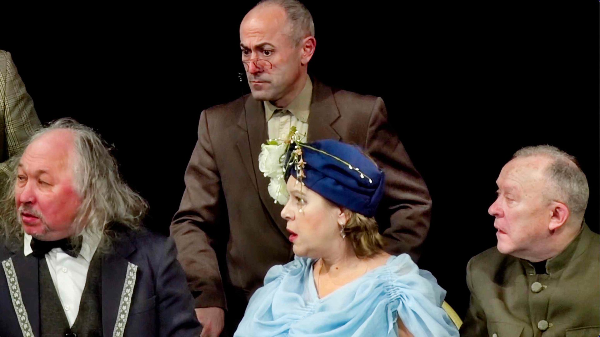 Спектакль "Монумент"