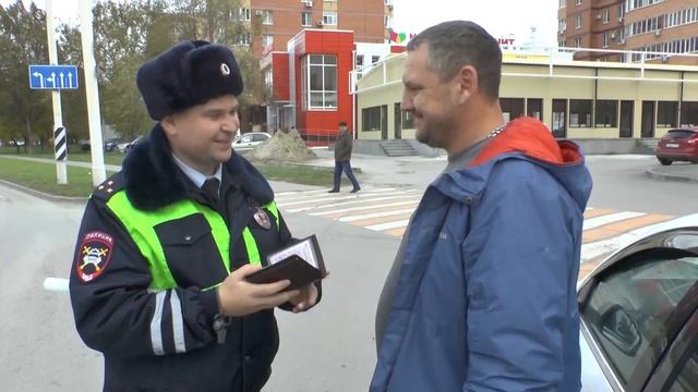 #ЯлюблюСвоюРаботу: старший инспектор ДПС ГИБДД МУ МВД России «Волгодонское» Виталий Акулин