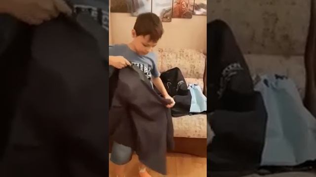 Отзыв о костюме от юного покупателя на торговой площадке ReadyToBuy 20210721