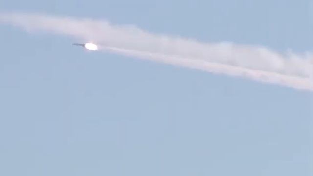 Пуск ракет Калибр с подводной лодки.