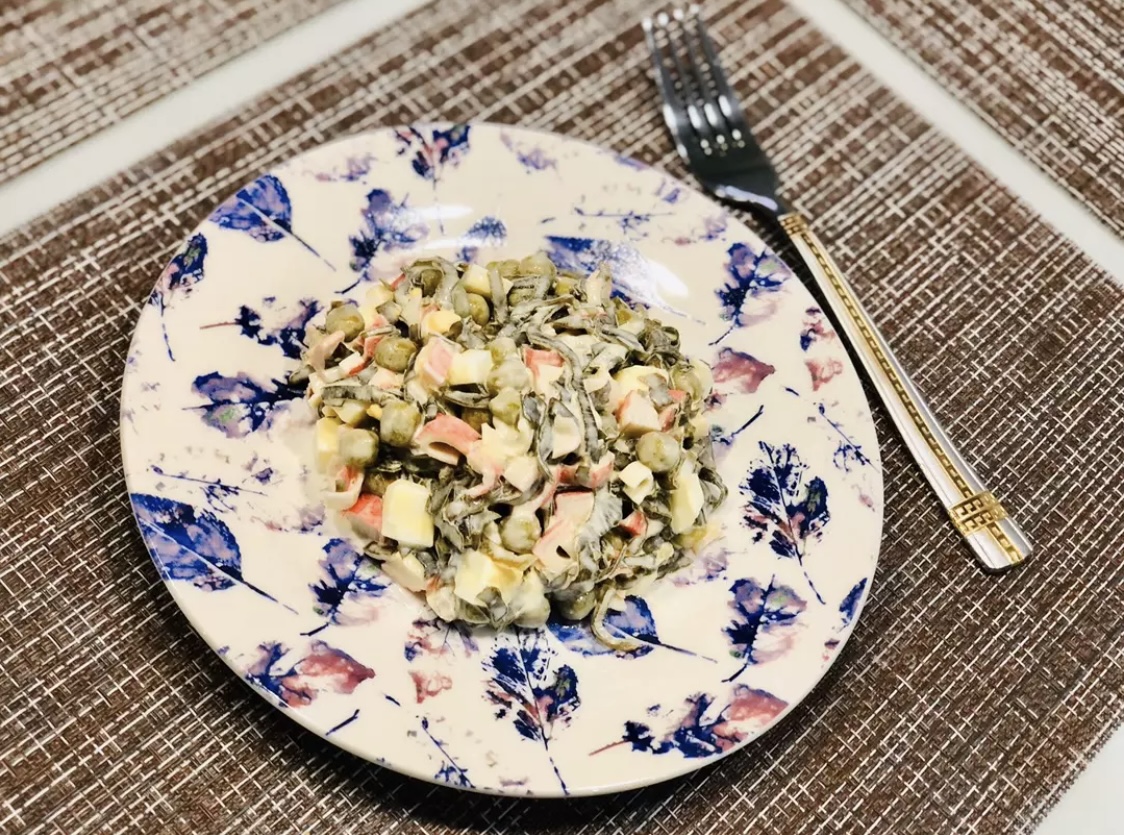 Быстрый, а самое главное полезный салат с морской капустой!!!