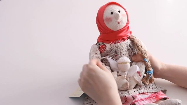 Текстильная кукла "Молодушка с ангелочком", сувенирная мастерская  "Нежный ветер"