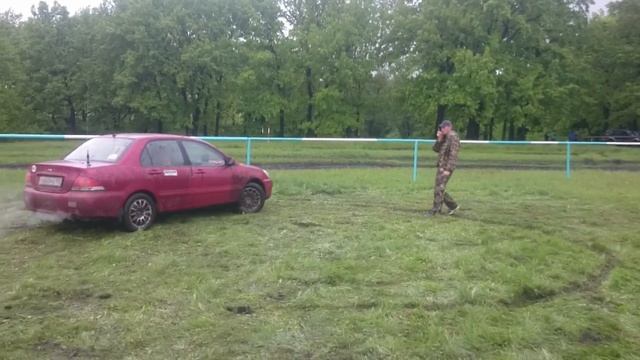 Лансер проходит дистанции Слепое вождение