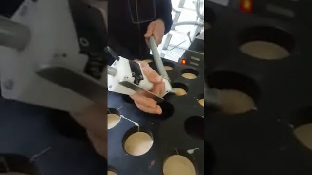 Кондитерский депозитор (дозатор) DOSATEC с пневматическим закрытием