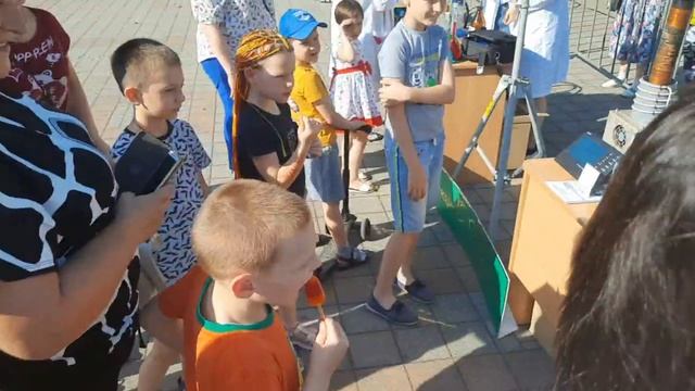 12.06.2022 студенты техникума приняли участие в городских мероприятиях в честь Дня России. .mp4