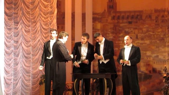 Песенка Томского из оперы "Пиковая Дама". Исп. Игорь Черний и мужской мор.