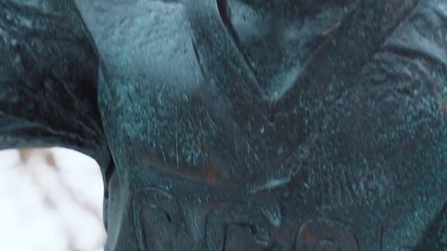 Сегодня вместе с МХЛ красноармейцы возложили цветы к монументу Валерия Харламова