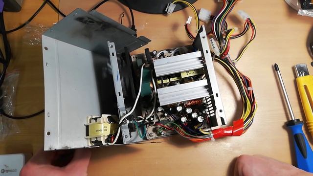 Что полезного, можно взять из убитого блока питания