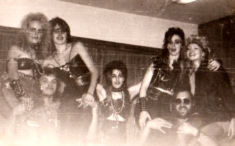 LAMIA ׃ Time of the bats (группа Ламия, 1993 г.)Телешоу РИК, г. Алма-Ата, Казахстан