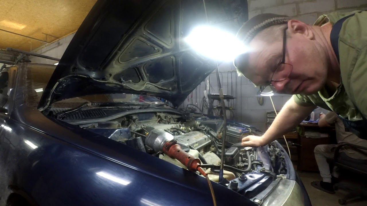 Toyota  плавают  обороты. Проба работать J-Prob ...Из архивов видео.