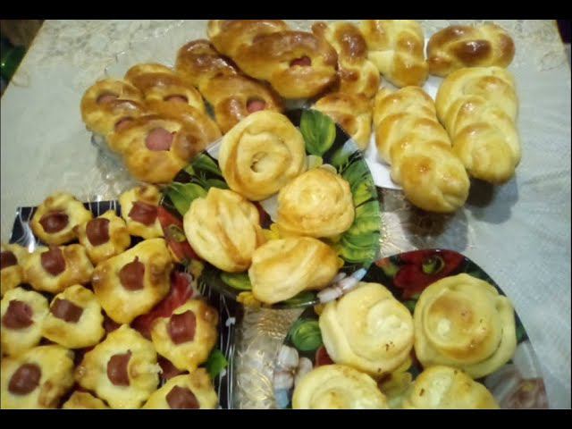 Разные виды выпечки.