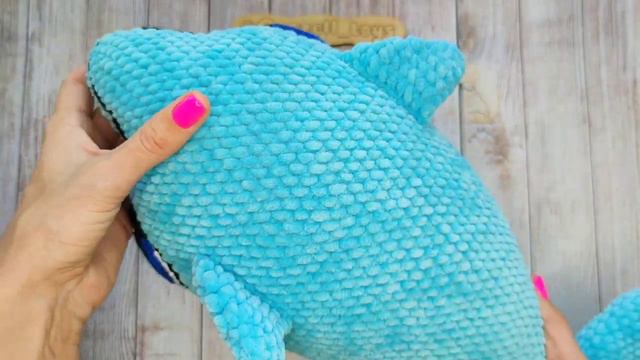 Обзор вязаной игрушки по МК "Дельфин" от @goozell_toys (схема и описание игрушки амигуруми крючком)