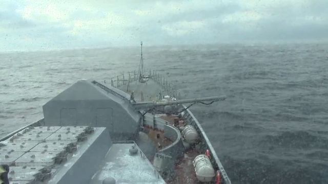 Стрельба корвета "Стойкий".