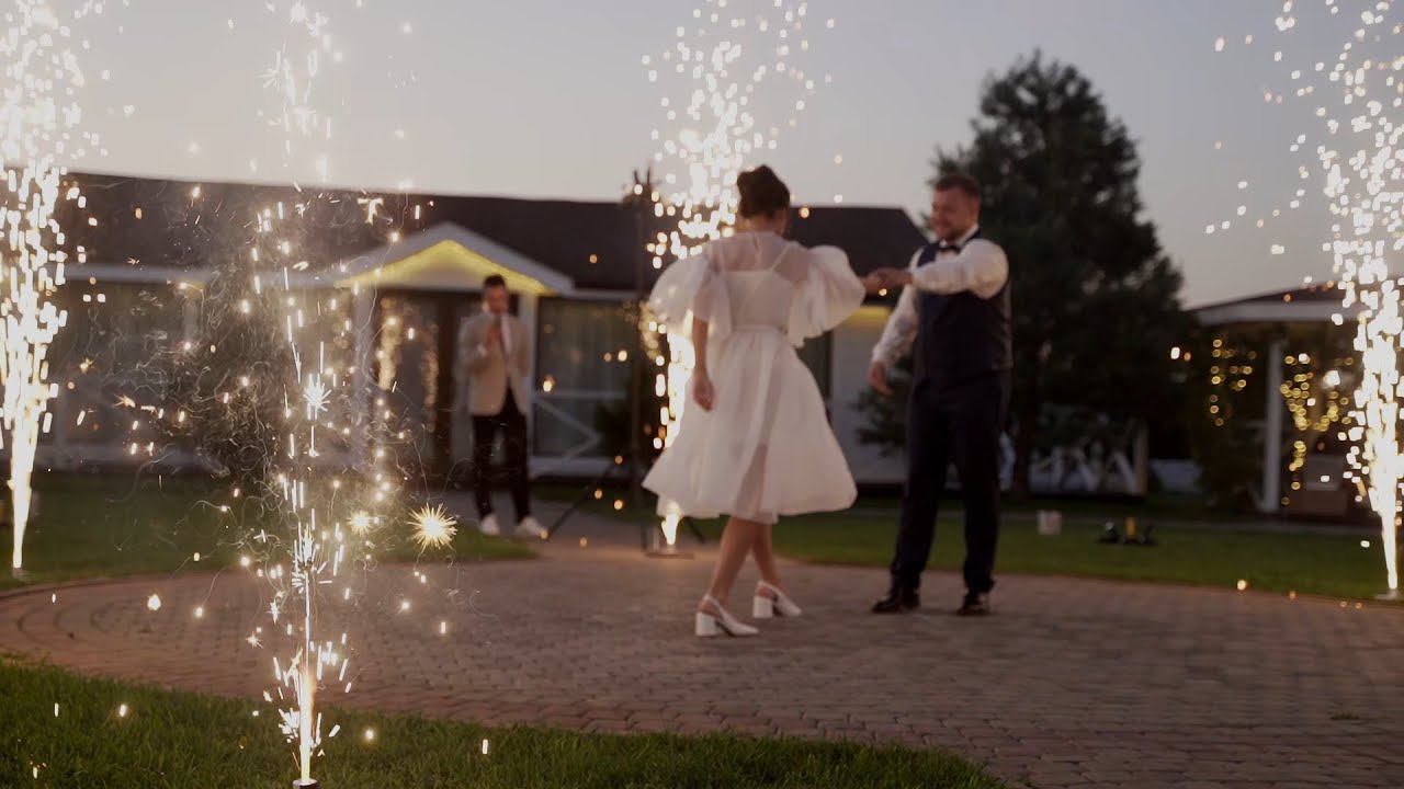 Фейерверк в период белых ночей