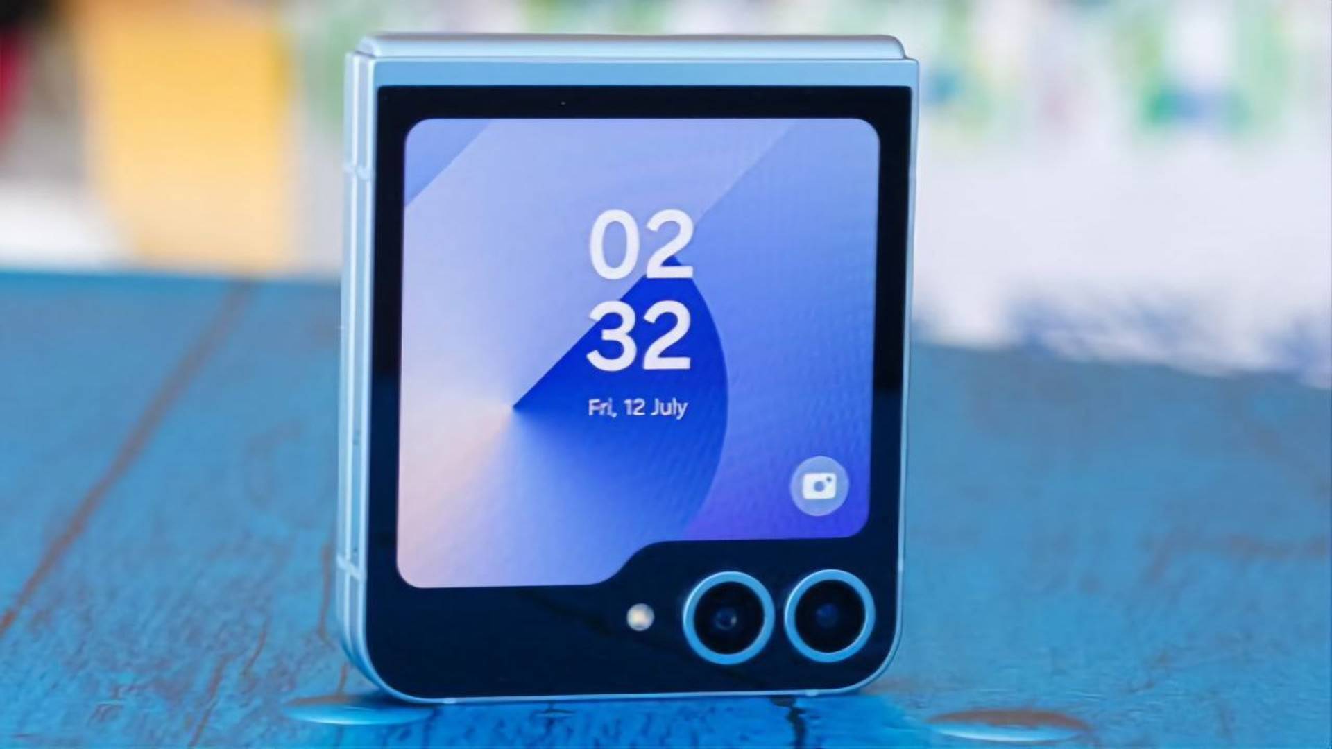 Samsung Galaxy Z Flip 6 обзор - Телефоны 2024