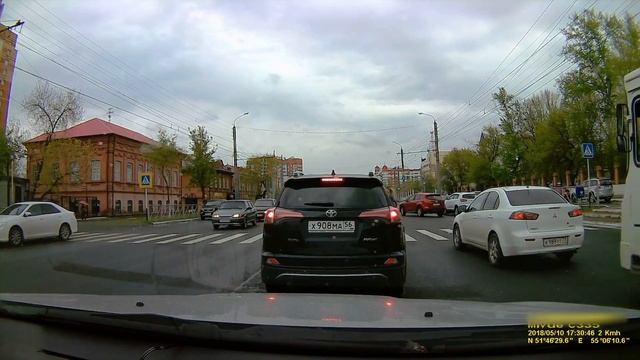 ПАЗ O945EB152 на красный