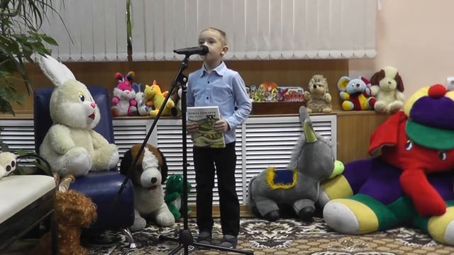 А. Екимцев Сто четыре собаки. Читает  Влад Семененко.