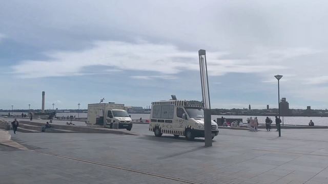 ЛИВЕРПУЛЬ БИТЛЗ ПАМЯТНИК