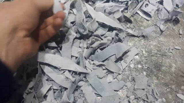 Дробилка шредер двухвальный ИШМ-220 и МИ-500Р дробление кожи ножи на шредере 20 мм Сетка  15 мм.mp4