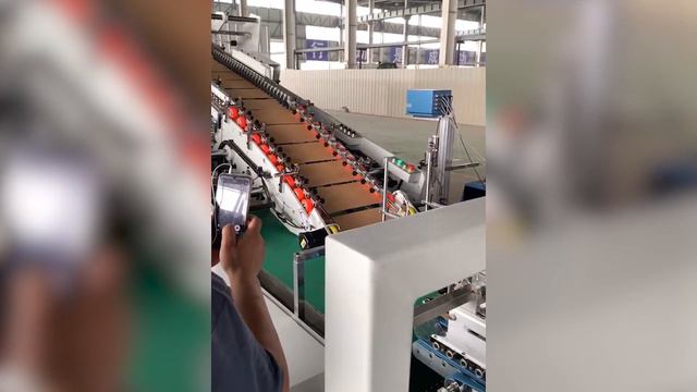 ВЫСОКОСКОРОСТНАЯ ФАЛЬЦЕВАЛЬНО-СКЛЕИВАЮЩАЯ JH 650 JH 850 JH 1100PC J