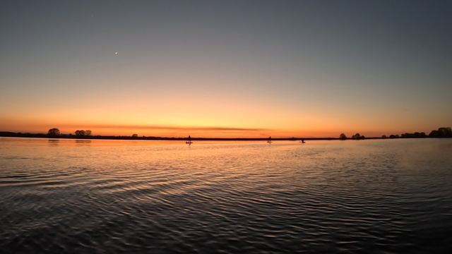 Апрельский закат на озере Старая Тишь с SUP сёрфинг Рязань, Встань и Греби