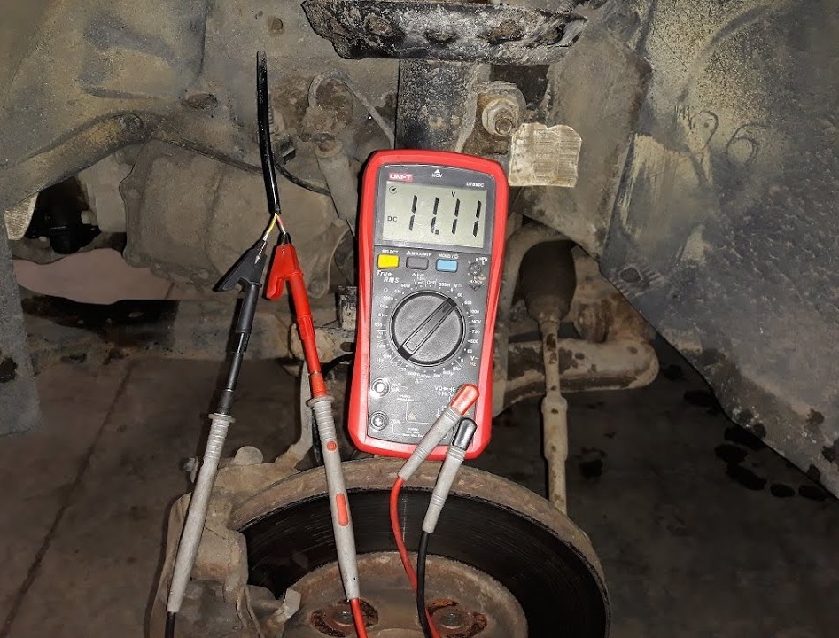 Как проверить датчик ABS на Опель Зафира