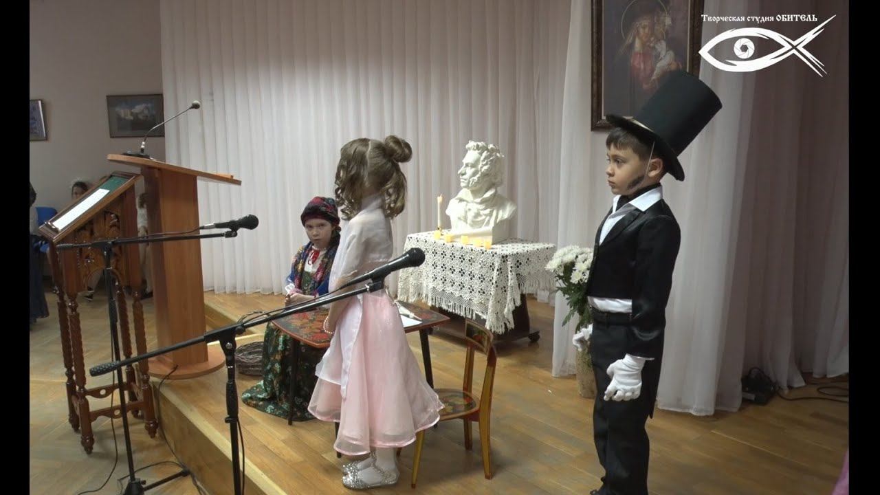 Конкурс чтецов духовной поэзии "Немеркнущий свет" (Успенский мужской монастырь Новомосковска)