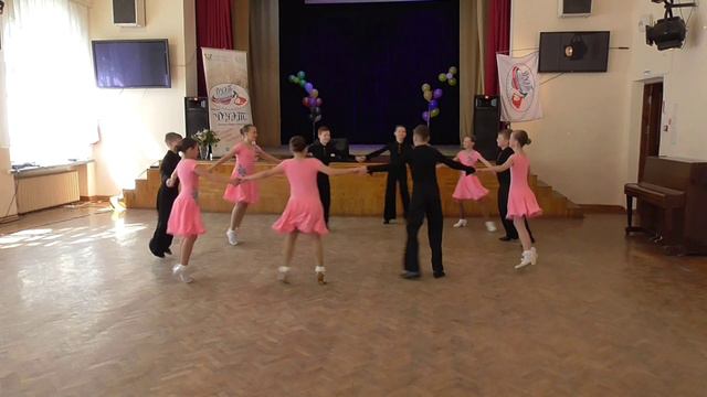 09 - Полька - Ср. группа