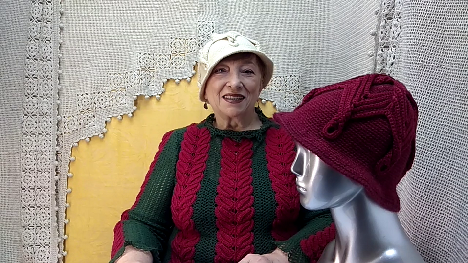 Шляпка "Выкрутасы". Мастер-класс по вязанию крючком от О. С. Литвиной.