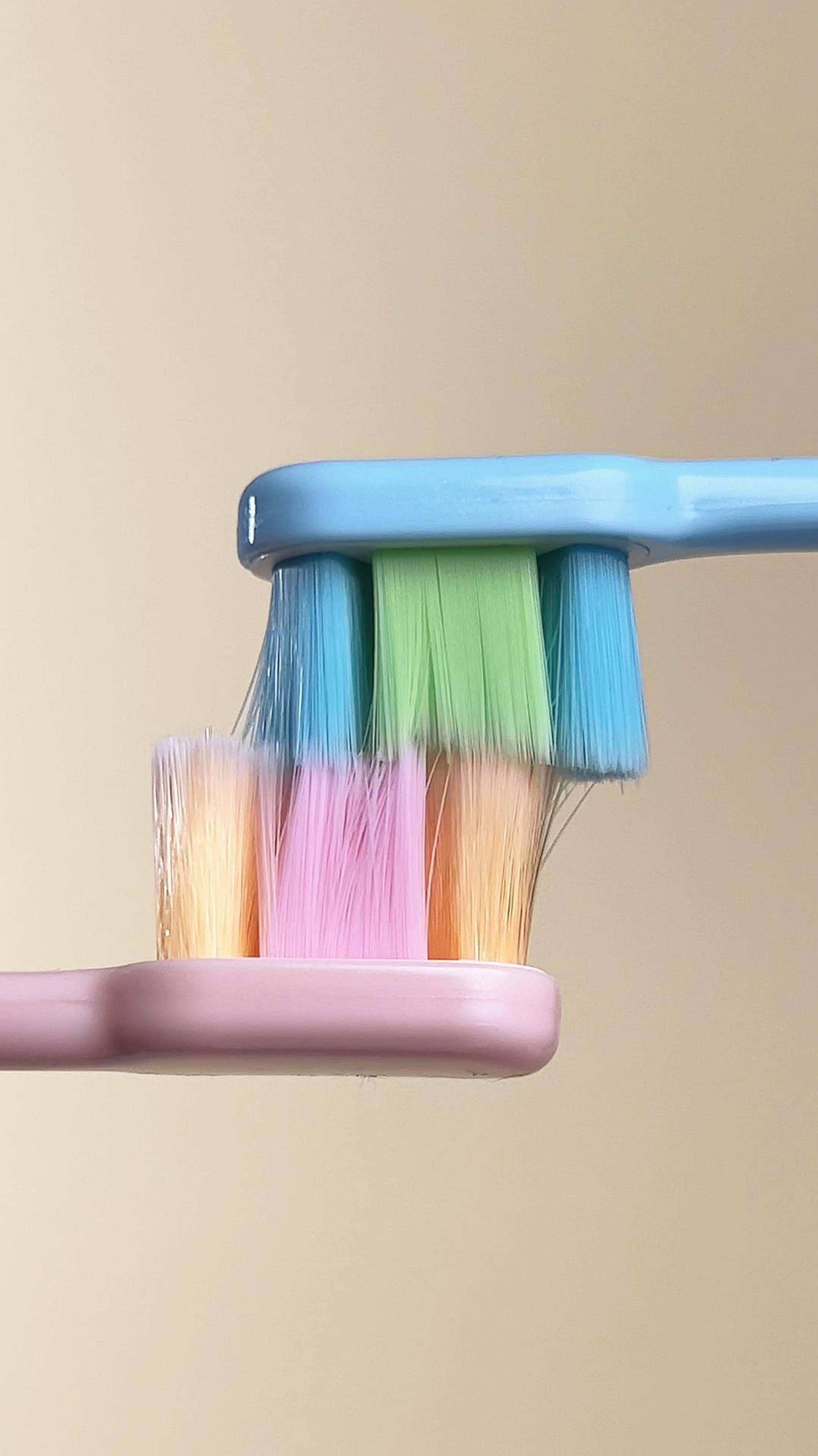 Минимализм и зубные щетки | Рекламное видео для товара