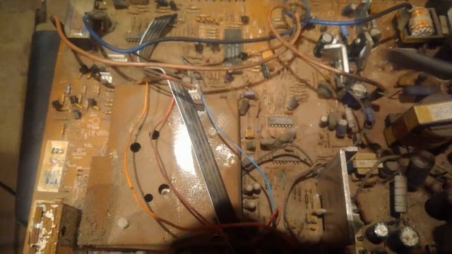 Разбор телевизоров Grundig GR 2150TX, JVC AV-G210T, RUBIN 72FDS107.mp4