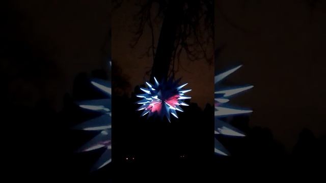 Ещё одно световое представление на фестивале Сад света 2021