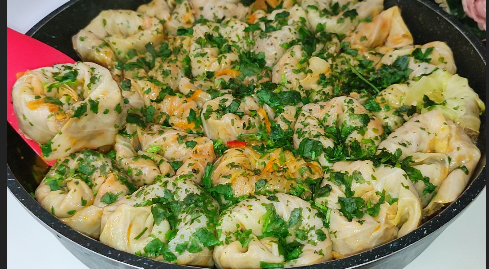 Научил Китайский повар. Это лучшее голубцы которые я пробовал. Покоряет сразу