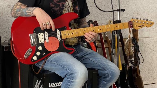 Обзор на гитару Peavey Predator USA