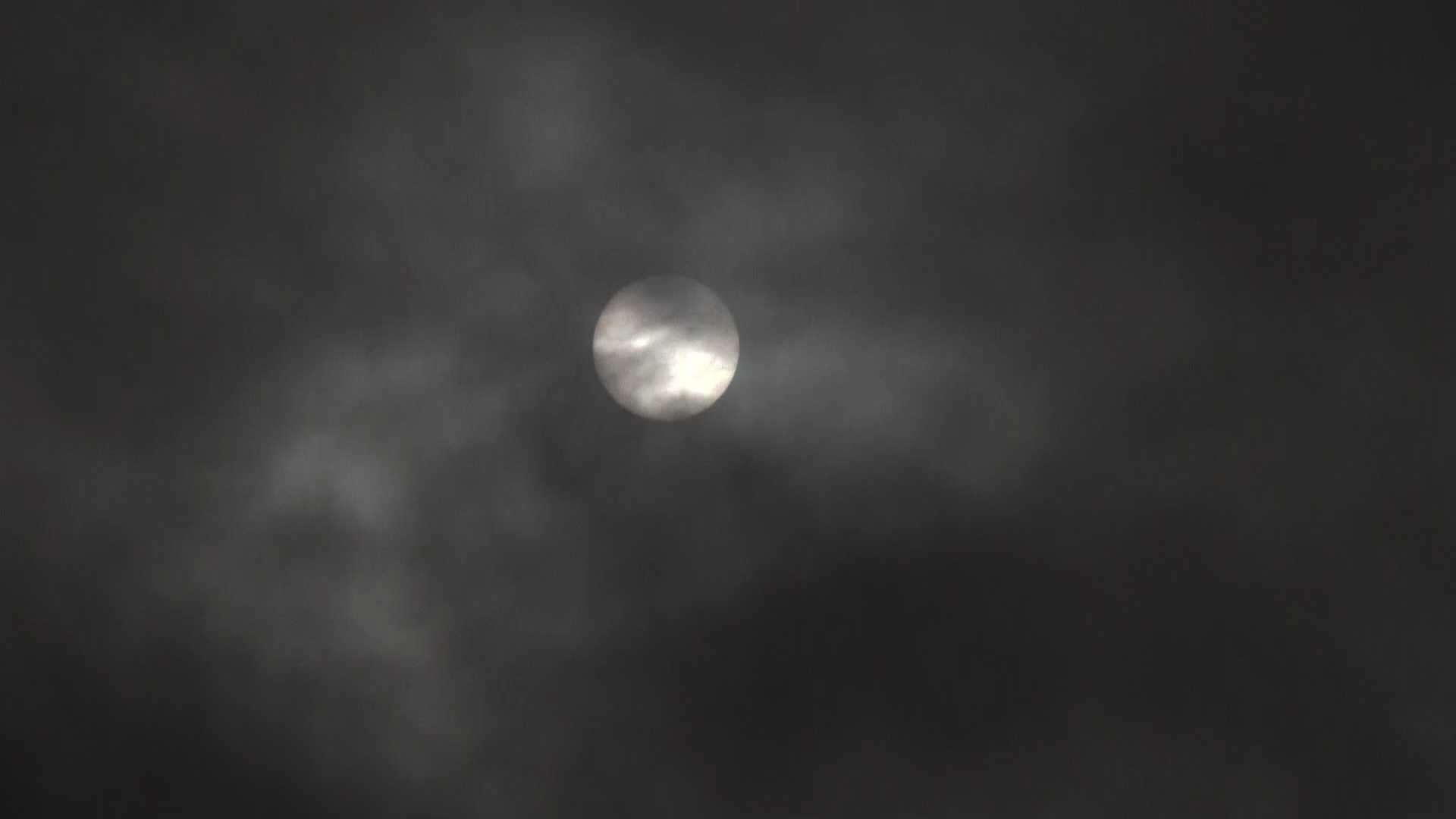 Таймлапс футаж солнце и облака.Sun and clouds timelapse video