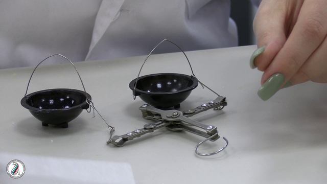 Мастер-класс по приготовлению раствора для протирания лица при высыпаниях