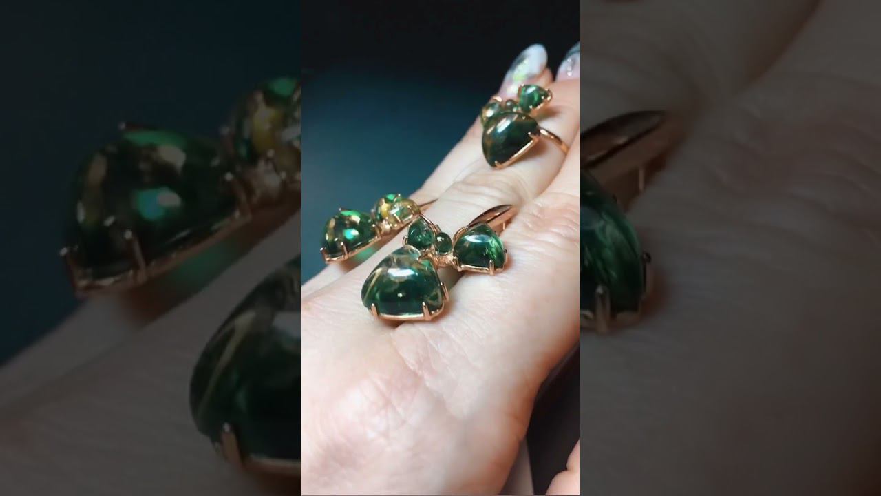 Комплект с натуральным янтарём