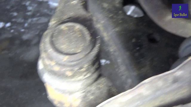 Замена передних тормозных колодок на KIA Sephia 2