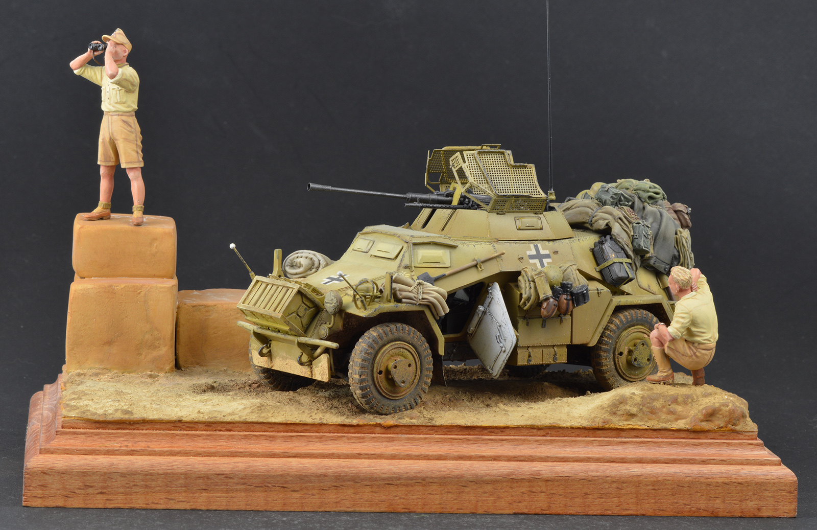 Лёгкий бронеавтомобиль Sd.Kfz 222 1:35