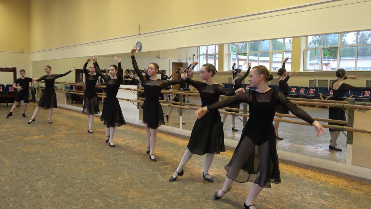 Открытый урок по народному танцу (Старшая 1 группа ШБИ "Арабески")