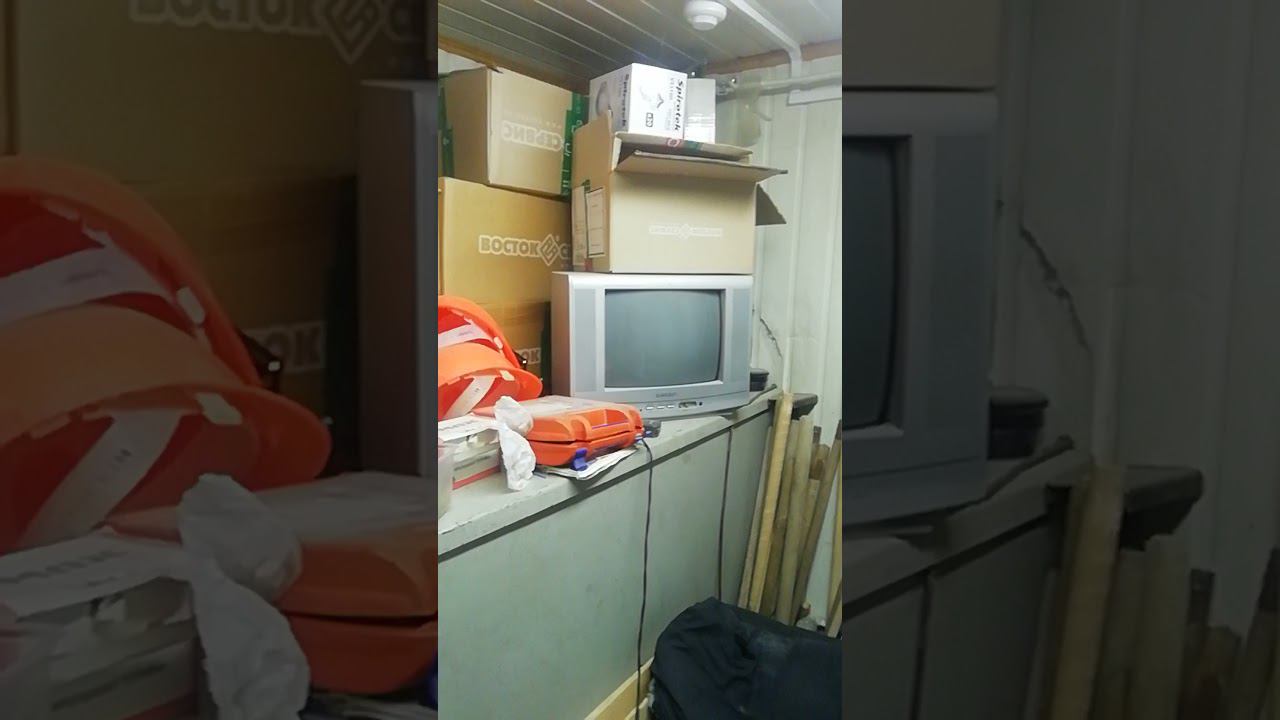 Коморка для отдыха на работе. Хоть где-то можно поспать