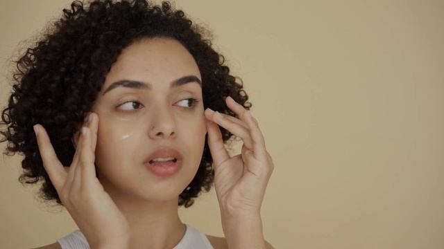 Мамины глаза.Сергей Михайлов.